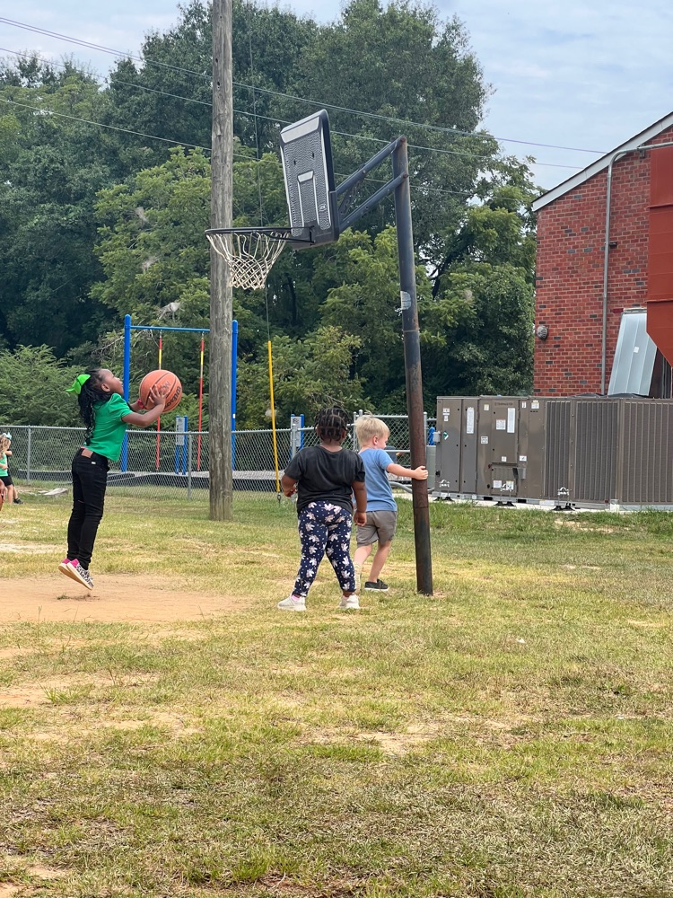 Live Feed | Ackerman Elementary School